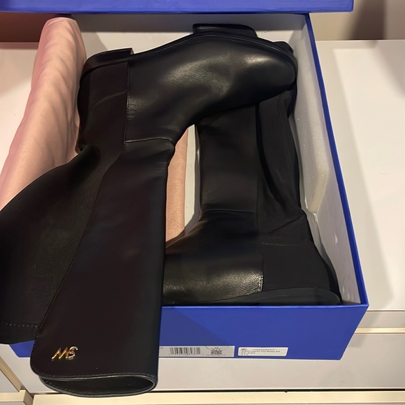 Stuart Weitzman | Shoes | Nwt Gorgeous Designer Stuart Weitzman Suede ...